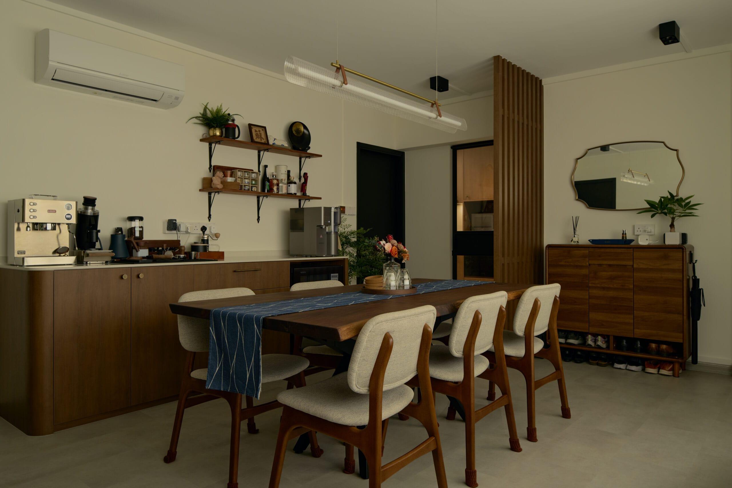 Mid-Century Modern Cafe | BuildBuilt Residential Project